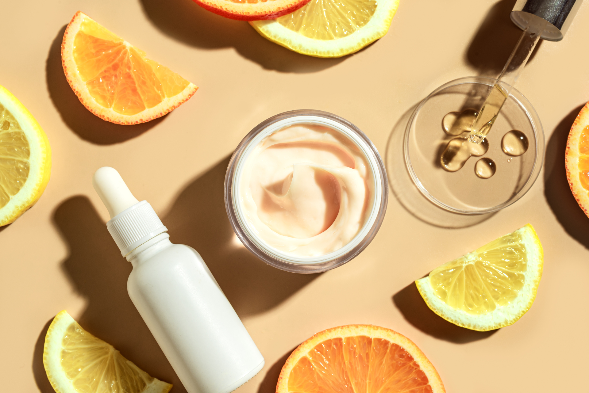 Vitamin C vs Retinol: Which Is Better for Wrinkles in 2025? - Truth ...